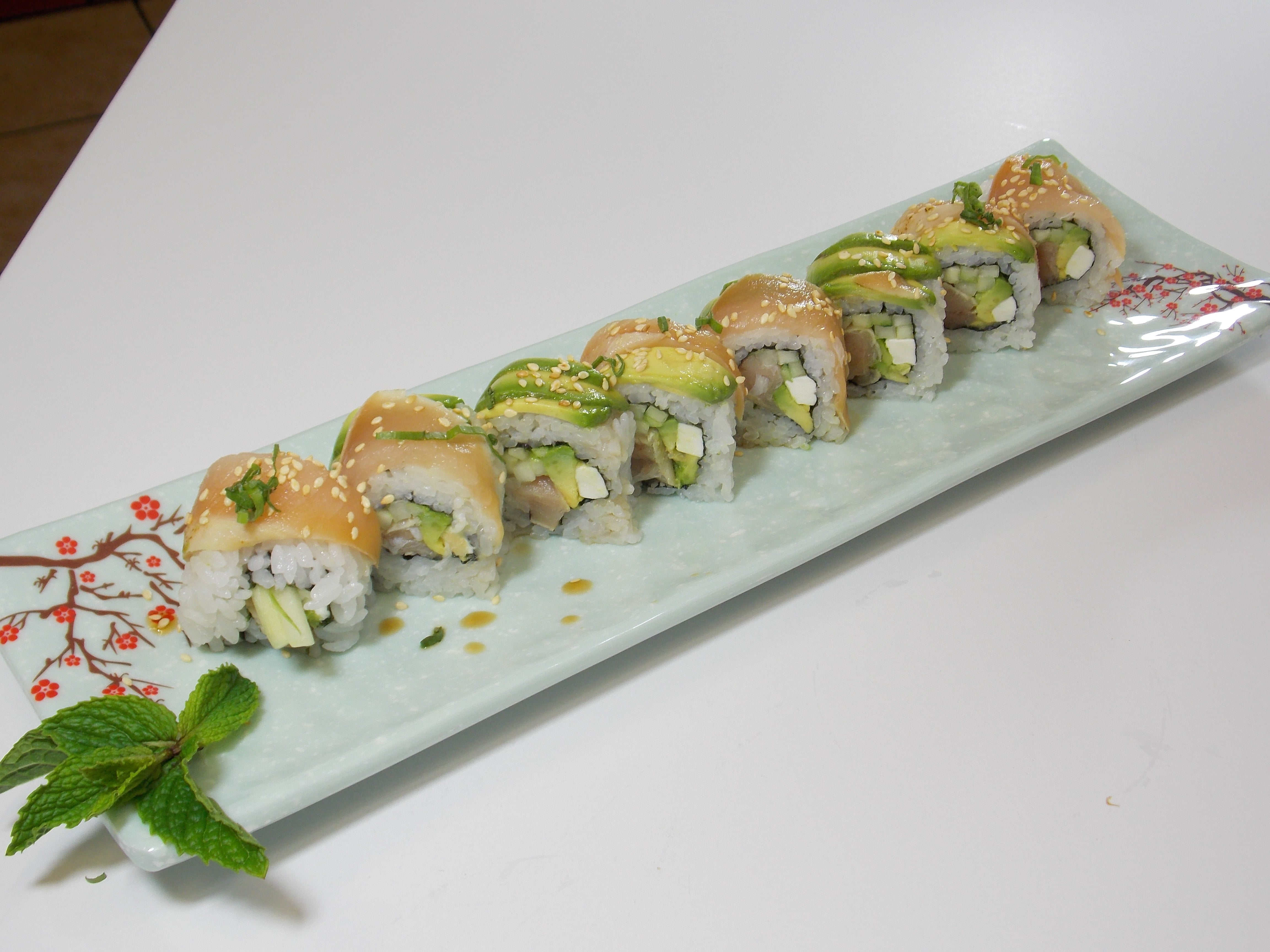 Alaskan Roll | Dragon Palace